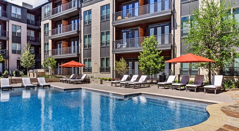 Chic & Spacious Apartments in Northeast Dallas, TX | Teak at the Branch